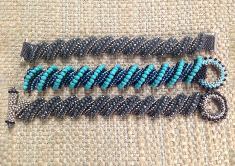 Flat Cellini Spiral Stitch: Simple Bead Techniques - Precious Daisy