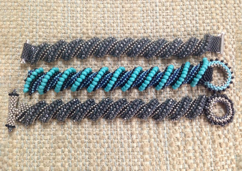 Flat Cellini Spiral Stitch: Simple Bead Techniques - Precious Daisy